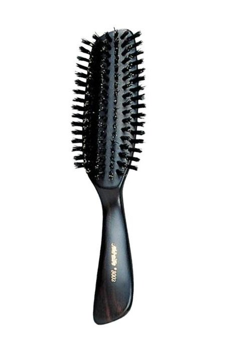 ミレーユブラシ #3002 Mireille ●柄：黒檀 ●毛：猪毛 ●行数：6行 ●全長：215mm ■注意事項■ご使用上のご注意 同封されている使用説明書をよくお読みの上ご使用ください。 ■商品は品質改良の為、予告なく仕様を変更する場合...