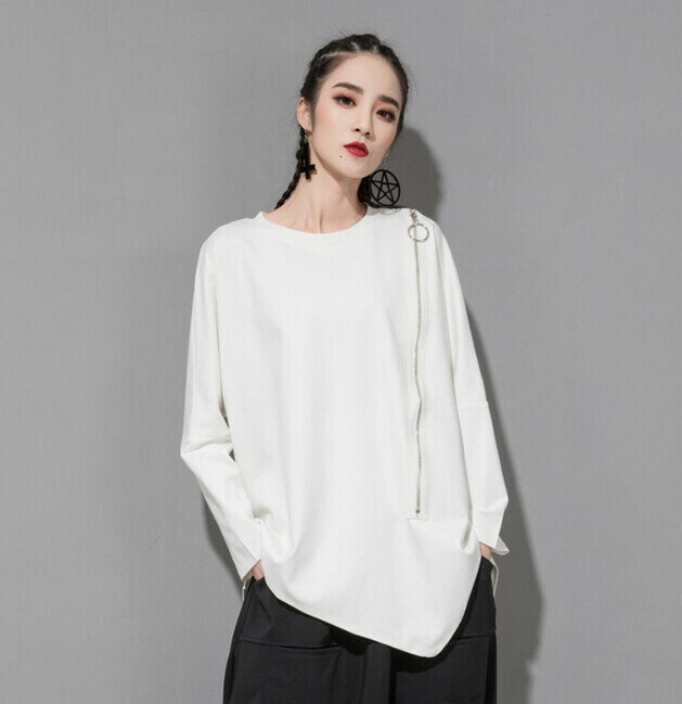 商品詳細 素材：コットン+ポリアミド/ナイロン カラー：ホワイト / ブラック サイズ ： [F]着丈76 cm、バスト124cm、肩の袖丈64cm ※素人採寸の為、誤差が生じる場合がございます。ご了承下さいお願いします。 ★商品写真はでき...