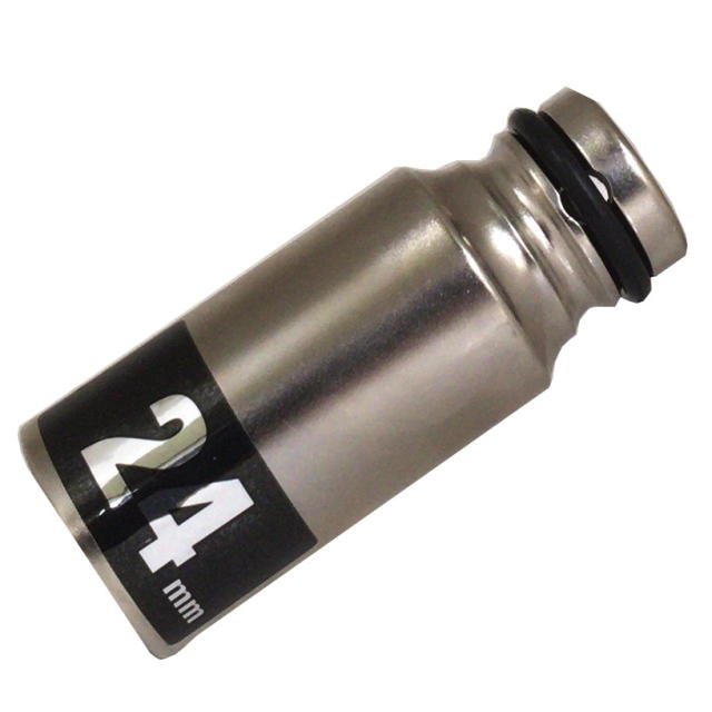 【特長】 ●インパクトレンチ装着時の作業性UP ●思わぬピンの落下による紛失を軽減 ●Oリングの溝が2本(一部は溝無し) ●Oリングを下部の溝にずらして固定可能 ●Oリングの反対側はずれずに穴を塞いでいるので抜け落ちない構造 【仕様】 ・イ...