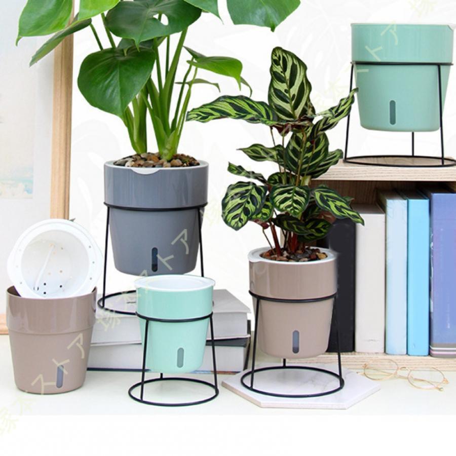 商品名：フラワースタンド素材：アイアン pp商品サイズ：内径7.8*高さ15.8cm　 内径10*高さ18.8cm　 内径13.7*高さ22.5cm　　　　 鉢付き簡単組立ノッチにクロスバーを差し込み、穴に固定ネジを締めすだけ完成作成します...