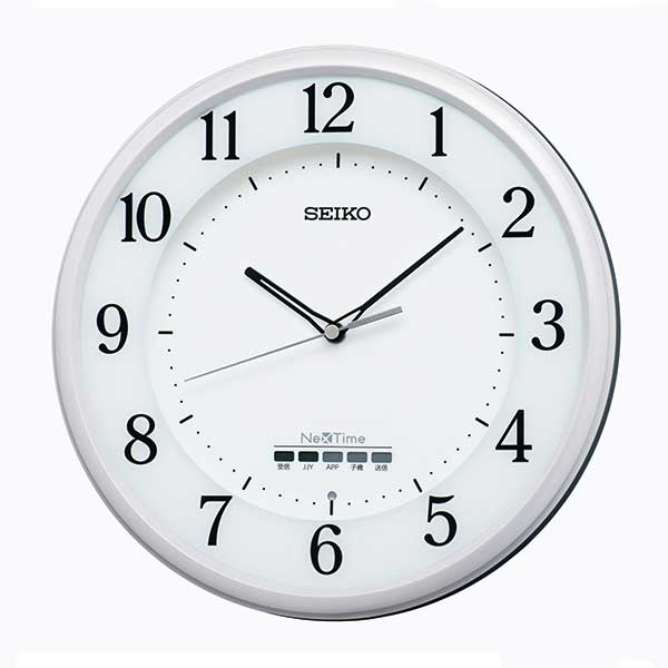 商品詳細 枠材 プラスチック枠 （白パール塗装 ）前面：ガラス サイズ・重さ 直径310x51mm 電池 単3（アルカリ）×6　(電池寿命約5年間) 　※マクセル　アルカリ乾電池「ボルテージ」をご使用ください。 機能 ・電波修正機能（40k...