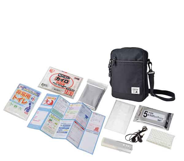 　　☆☆☆ 商品詳細 ☆☆☆ ●商品サイズ／240×170×70(ショルダーバッグ) ●箱サイズ／278×232×68mm ●素材／ショルダーバッグ(ポリエステル) ●重量／550g ●セット内容／ショルダーバッグ・コンパクトFMラジオ・非...