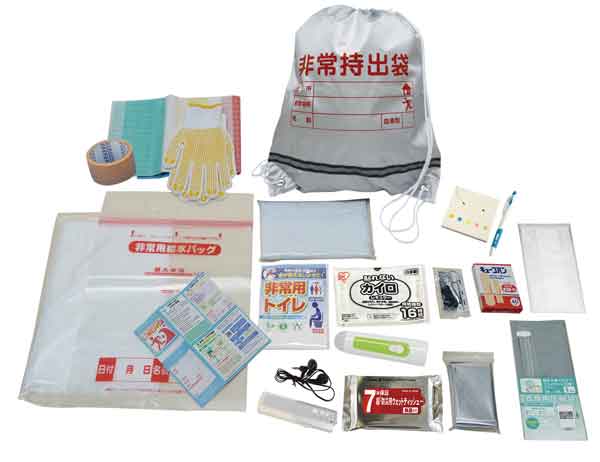 　　☆☆☆ 商品詳細 ☆☆☆ ●商品サイズ／440×380mm(非常袋) ●箱サイズ／353×262×140mm ●素材／非常袋(ポリエステル) ●重量／1322g ●セット内容／反射テープ付非常袋・コンパクトFMラジオ・ハンディライト・非...