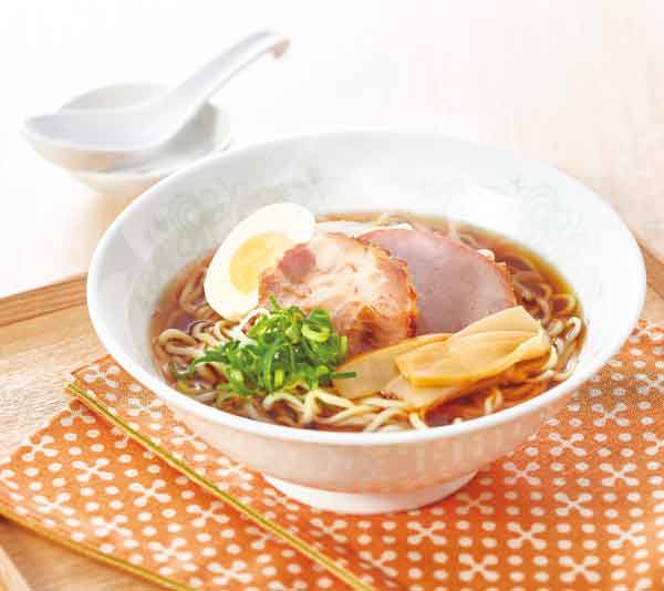 　　☆☆☆ 商品詳細 ☆☆☆ ●セット内容／焼豚スライス100g・味付メンマ80g×各1、富士山麓多加水麺130g・しょう油ラーメンスープ×各6 ●賞味期間／冷蔵20日 ●アレルゲン／小麦・豚肉・卵・大豆 ★沖縄・離島配達不可★送料無料 ★...