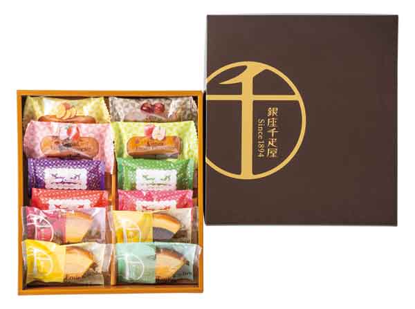 　　☆☆☆ 商品詳細 ☆☆☆ ●セット内容／銀座フルーツクーヘン（メロン&ミルク・イチゴ&ミルク・レモン&はちみつ）3種各2個、銀座フルーツフィナンシェ（パイナップル・ストロベリー・アップル）3種各2個 ●賞味期間／常温90日 ●アレルゲン...