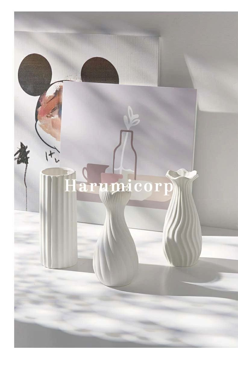 【商品番号】y758082 【カラー】写真色 【商品説明】 卓上にも飾りやすいサイズです。 お庭のお花や、お散歩途中み見つけた草花を生けるにもちょうどいいサイズです。 お花を飾って華やかなお部屋に！ 【季節の贈り物やイベントごとに】 結婚祝...