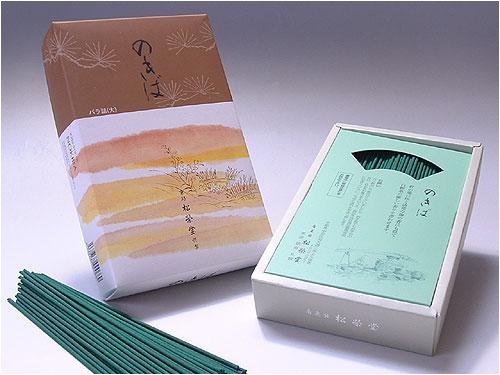 グリーン/16.3 x 10.8 x 3.4 cm/122305・パッケージ個数:1・原産国 :日本・商品サイズ (幅×奥行×高さ) :100×30×155香炉など不燃性の容器を使用して下さい。 軒の端に咲く梅の香にも似て白檀のやさしい香り...