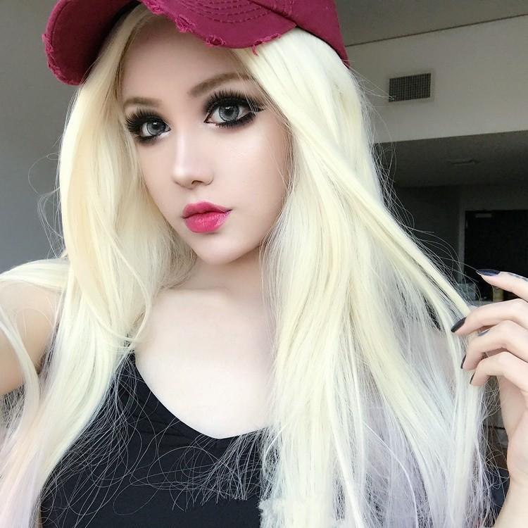 ※写真と実物の色が、液晶の具合によって若干異なる事があることをご了承ください。サイズアジャスターでサイズを調整できます アイロン、ドライヤー使用可能シャンプー使用可能セット内容：ウィッグ＋ウィッグネット素材：約180度耐熱ファイバー注意事項...