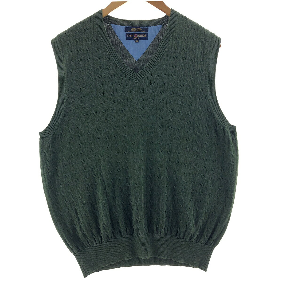 商品詳細 ブランド・TOMMY HILFIGER・トミーヒルフィガー・ 特徴・Vネック・ モデル/形状・GOLF・Vネック コットンニットベスト・ 素材・コットン:100%・ 色・グリーン系 緑色・ 柄・無地・ 生産国・中国製・ 年代 サイ...
