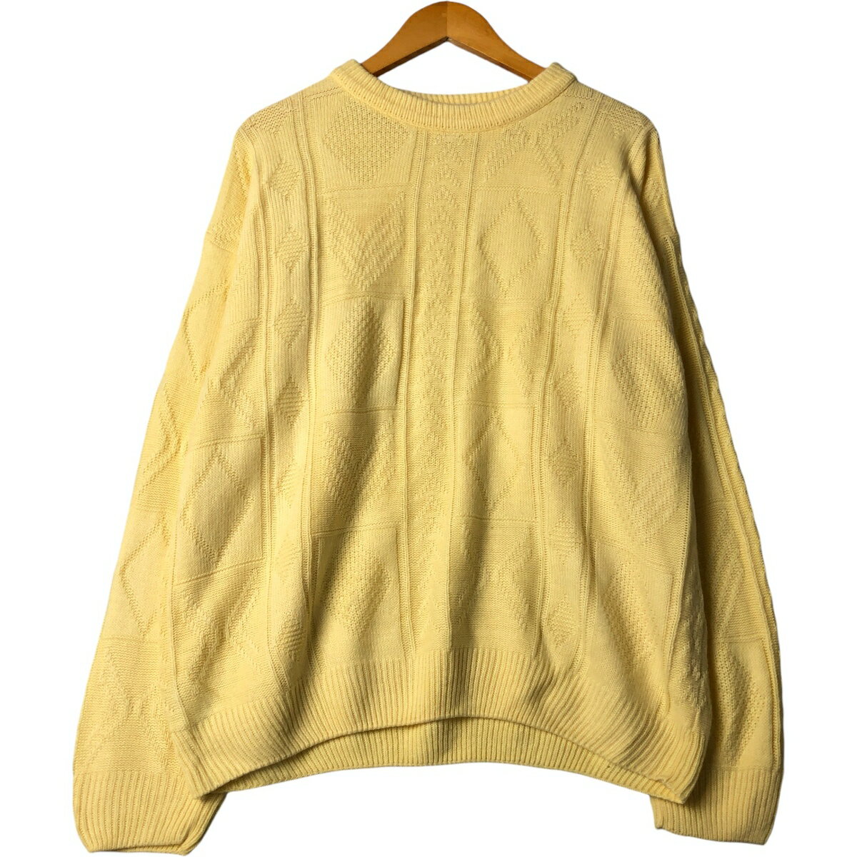 商品詳細 ブランド・St.Michael・セントマイケル・ 特徴・長袖・クルーネック(丸首)・ モデル/形状・アクリルニットセーター・ 素材・アクリル:100%・ 色・イエロー系 黄色・ 柄・無地・ 生産国・英国製・ 年代 サイズ・メンズL...