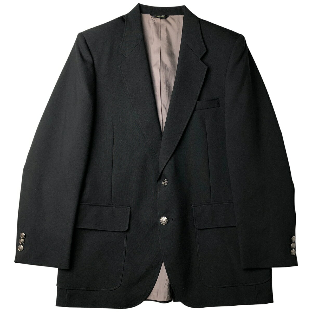 商品詳細 ブランド・EDGEWORTH・ 特徴・薄手・2B 2つボタン・総裏・肩パッドあり・センターベント・ モデル/形状・テーラードジャケット・ 素材・不明・ 色・ブラック系 黒色・ 柄・無地・ 生産国・USA製・ 年代 サイズ・メンズM...