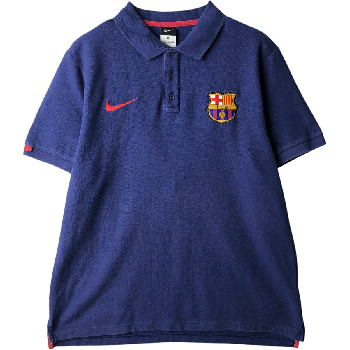 商品詳細 ブランド・NIKE・ナイキ・ 特徴・レギュラーカラー・半袖・ モデル/形状・LA LIGA ラ リーガ FC BARCELONA FC バルセロナ・半袖 ポロシャツ・ 素材・コットン:100%・ 色・ネイビー系 紺色・ 柄・無地・...
