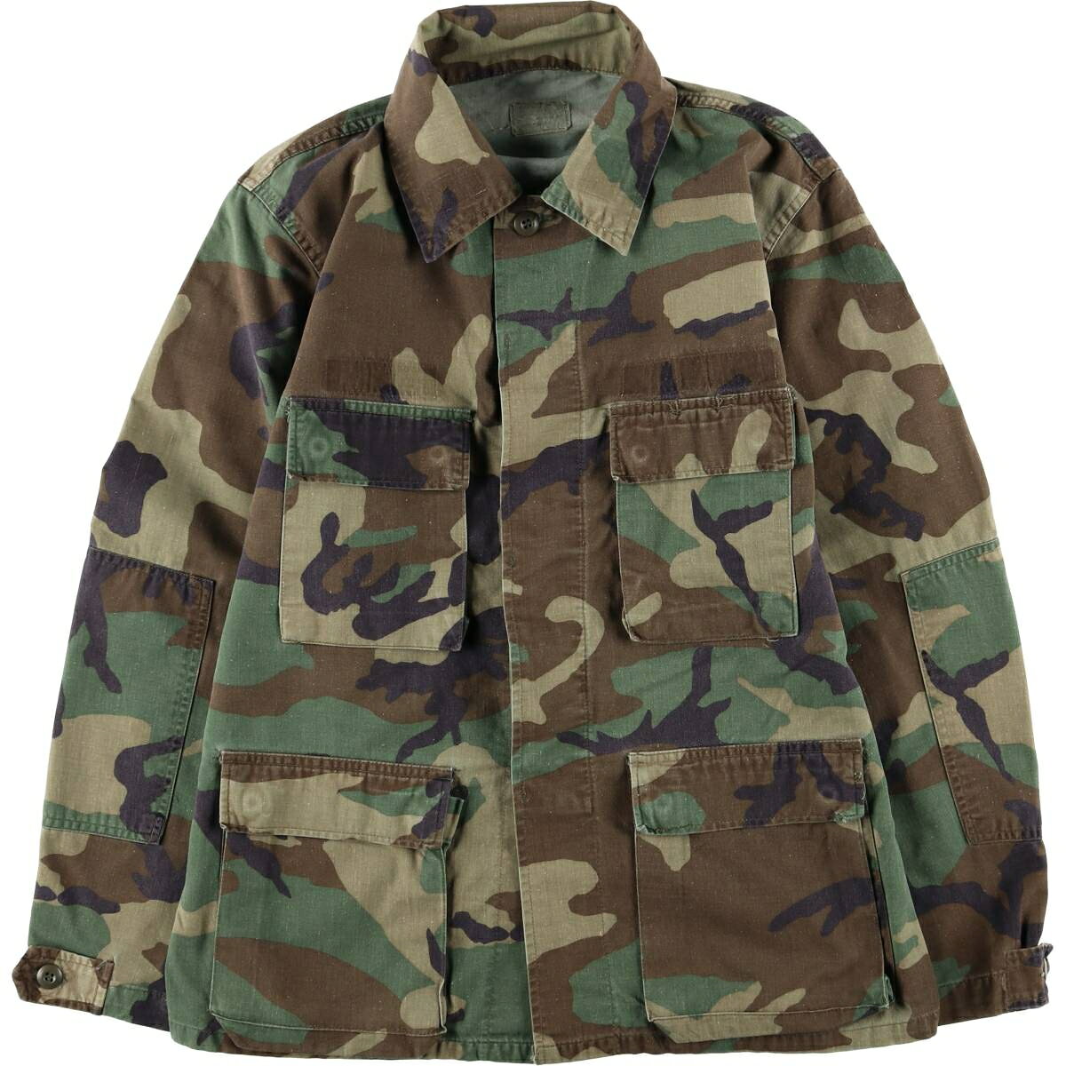 商品詳細 ブランド・UNKNOWN・ 特徴・薄手・米軍実品・83年納品・長袖・ヴィンテージ・ モデル/形状・COAT COMBAT CAMOUFLAGE WOODLAND PATTERN・B.D.U ミリタリージャケット・ 素材・コットン:...