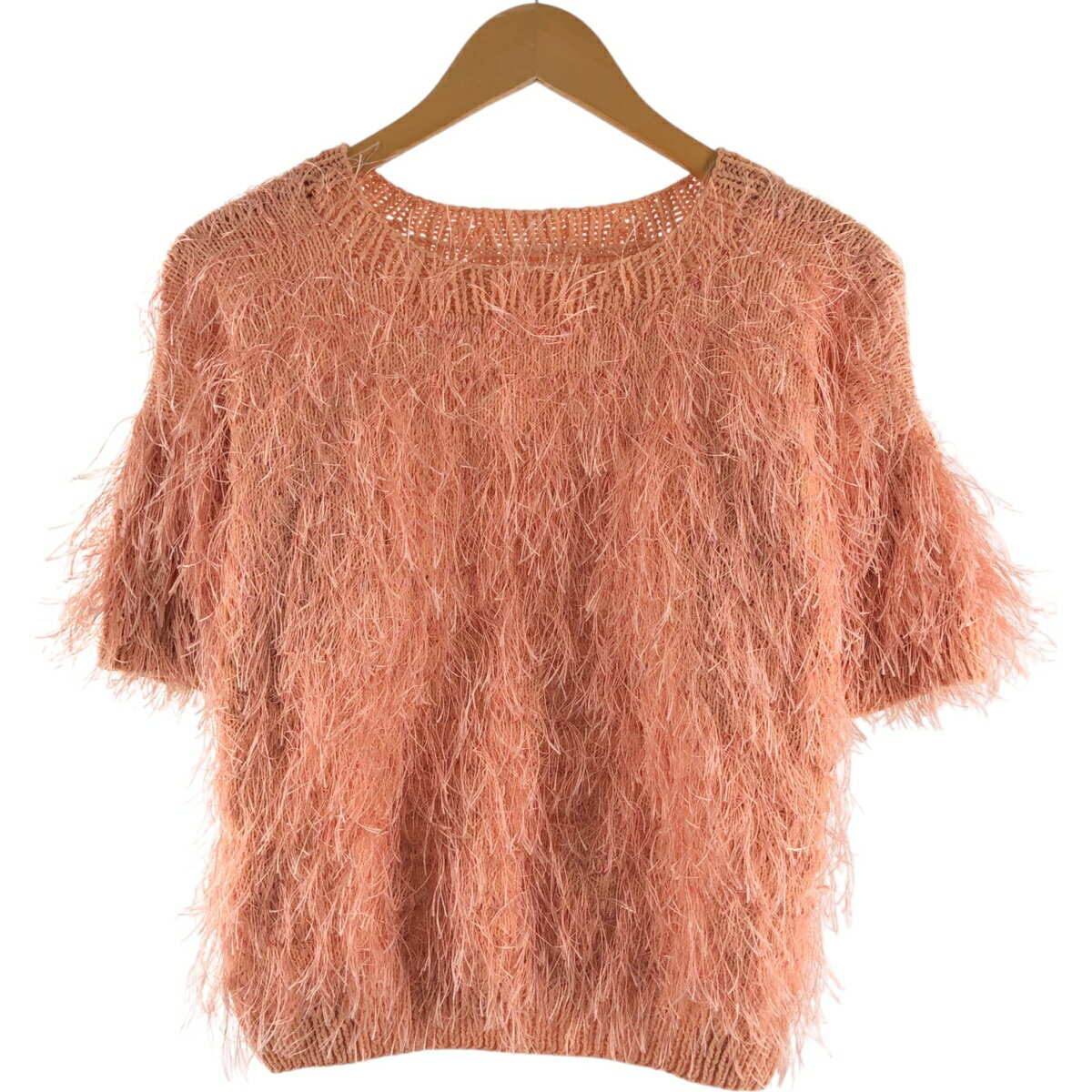 商品詳細 ブランド・UNKNOWN・ 特徴・クルーネック(丸首)・半袖・短丈 ショート丈・ モデル/形状・シャギーニットセーター・ 素材・不明・ 色・コーラルピンク・ 柄・無地・ 生産国・不明・ 年代 サイズ・レディースXL・表記サイズ:不...