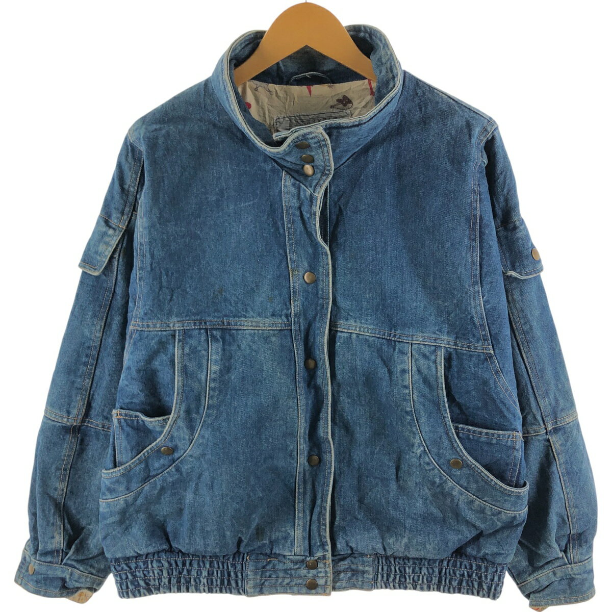 商品詳細 ブランド・CURRENT SEEN・ 特徴・長袖・スナップボタン・ モデル/形状・デニムジャケット・ 素材・コットン:100%・ 色・ブルー系 青色・ 柄・無地・ 生産国・中国製・ 年代 サイズ・表記サイズ:M・着丈:63cm・身...