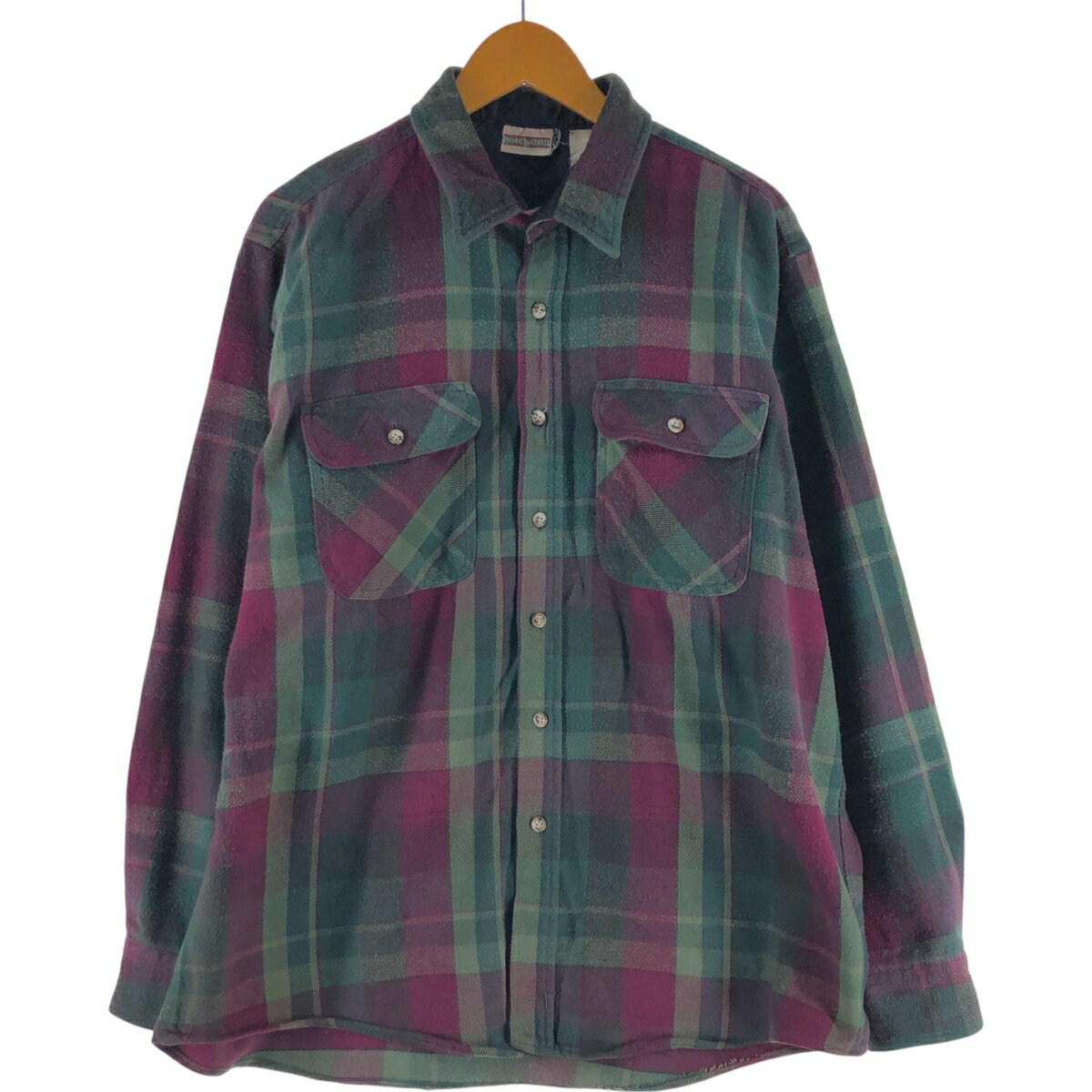 商品詳細 ブランド・FIELD&STREAM・フィールドアンドストリーム・ 特徴・レギュラーカラー・長袖・フラップポケット・ヴィンテージ・襟芯入り・ モデル/形状・長袖 フランネルチェックシャツ・ 素材・不明・ 色・グリーン系 緑色・パープ...