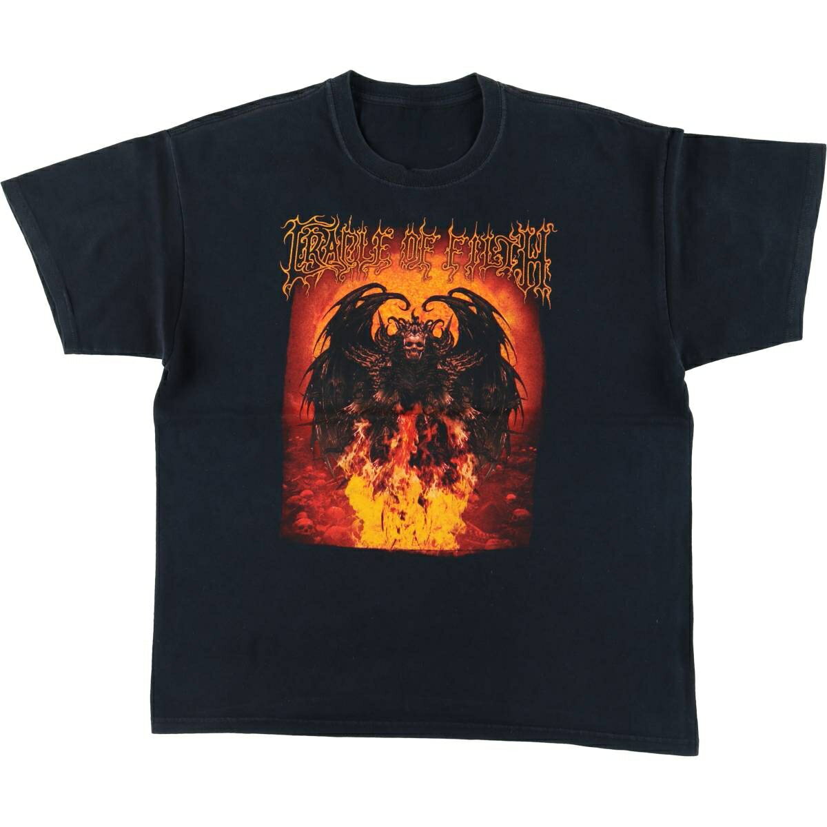 商品詳細 ブランド・UNKNOWN・ 特徴・クルーネック(丸首)・半袖・メタル・両面プリント・ モデル/形状・CRADLE OF FILTH クレイドルオブフィルス・バンドTシャツ バンT・ 素材・不明・ 色・ブラック系 黒色・ 柄・プリン...