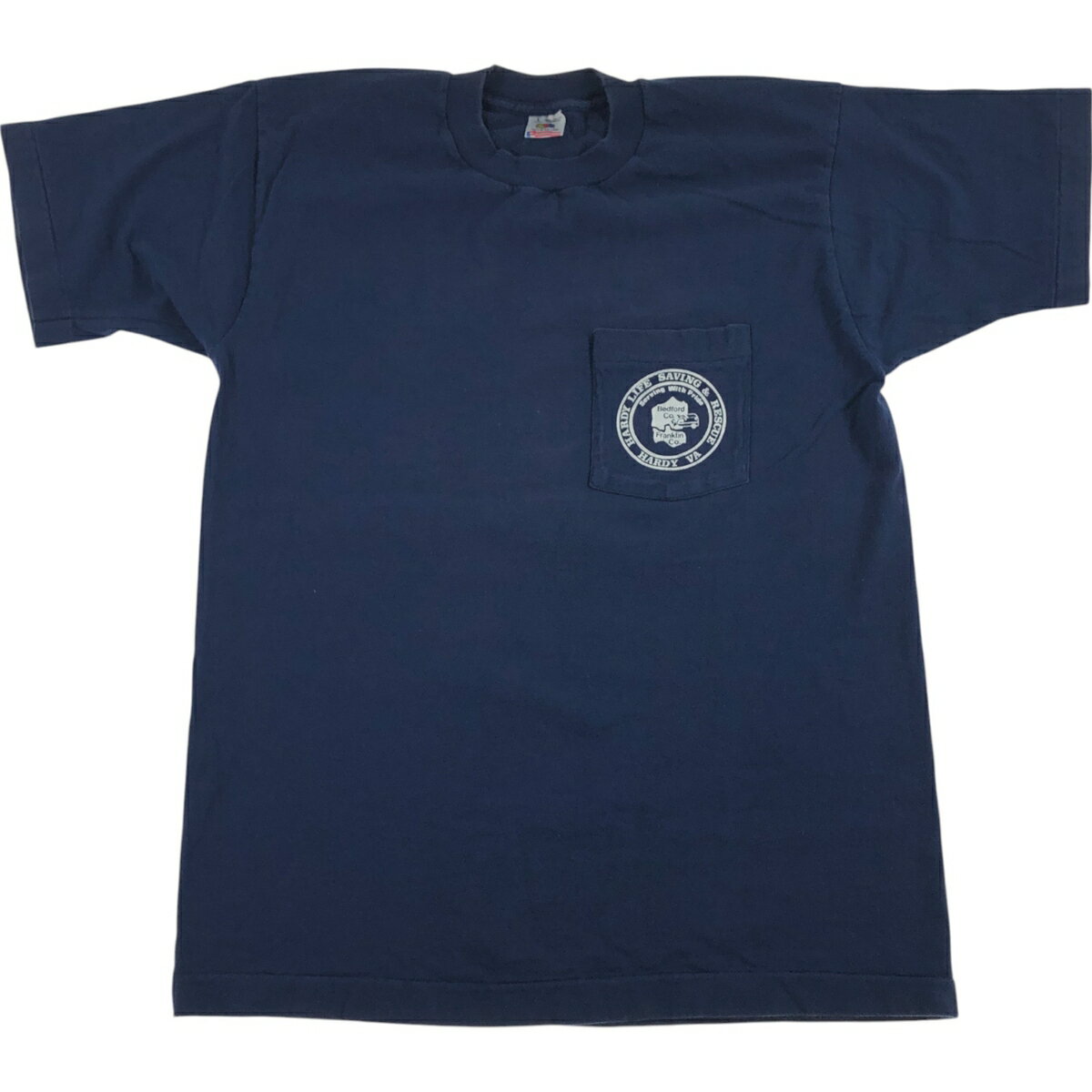 商品詳細 ブランド・FRUIT OF THE LOOM・フルーツオブザルーム・ 特徴・クルーネック(丸首)・半袖・ヴィンテージ・両面プリント・シングルステッチ・ モデル/形状・アドバタイジングTシャツ・ 素材・コットン:100%・ 色・ネイ...