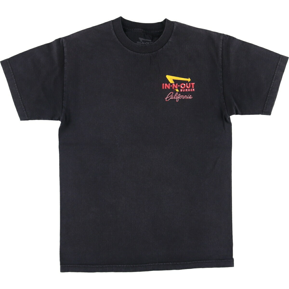 商品詳細 ブランド・UNKNOWN・ 特徴・クルーネック(丸首)・半袖・バックプリント・フェード・ モデル/形状・IN-N-OUT BURGER インアンドアウトバーガー・アドバタイジングTシャツ・ 素材・コットン:100%・ 色・ブラック...