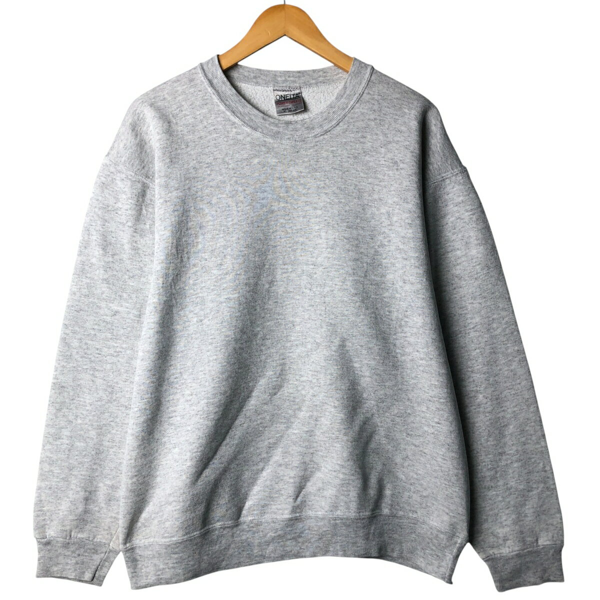 商品詳細 ブランド・ONEITA・オニータ・ 特徴・クルーネック(丸首)・長袖・ヴィンテージ・ モデル/形状・POWER-SWEATS・無地 ブランクスウェットシャツ トレーナー・ 素材・コットン:50%・ポリエステル:50%・ 色・グレー...
