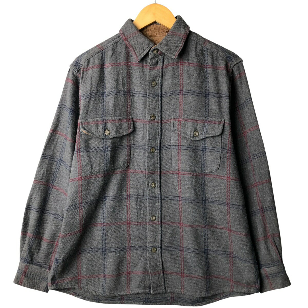 商品詳細 ブランド・Faded Glory・フェイデッドグローリー・ 特徴・厚手・レギュラーカラー・長袖・フラップポケット・ モデル/形状・長袖 フランネルチェックシャツ・ 素材・コットン:100%・ 色・グレー系 灰色・レッド系 赤色・ネ...