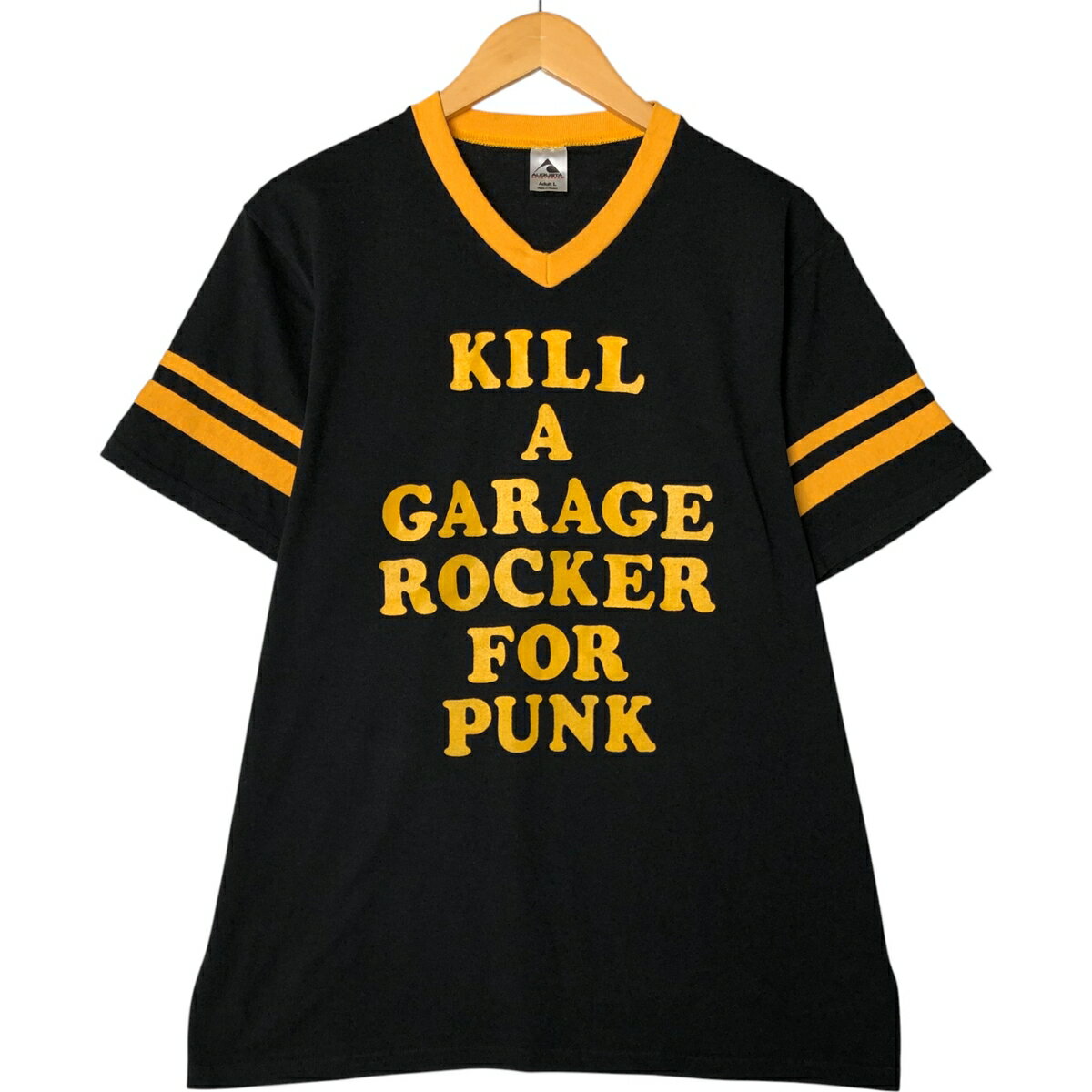 商品詳細 ブランド・AUGUSTA AUGUSTA SPORTSWEAR・ 特徴・Vネック・半袖・ モデル/形状・メッセージプリントTシャツ・ 素材・コットン:50%・ポリエステル:50%・ 色・ブラック系 黒色・イエロー系 黄色・ 柄・プ...