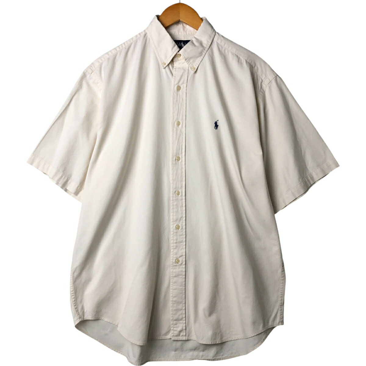 商品詳細 ブランド・Ralph Lauren・ラルフローレン・ 特徴・半袖・ボタンダウン・ モデル/形状・BLAIRE・半袖 ボタンダウンシャツ・ 素材・コットン:100%・ 色・ベージュ系・ 柄・無地・ワンポイント・ 生産国・北マリアナ諸...