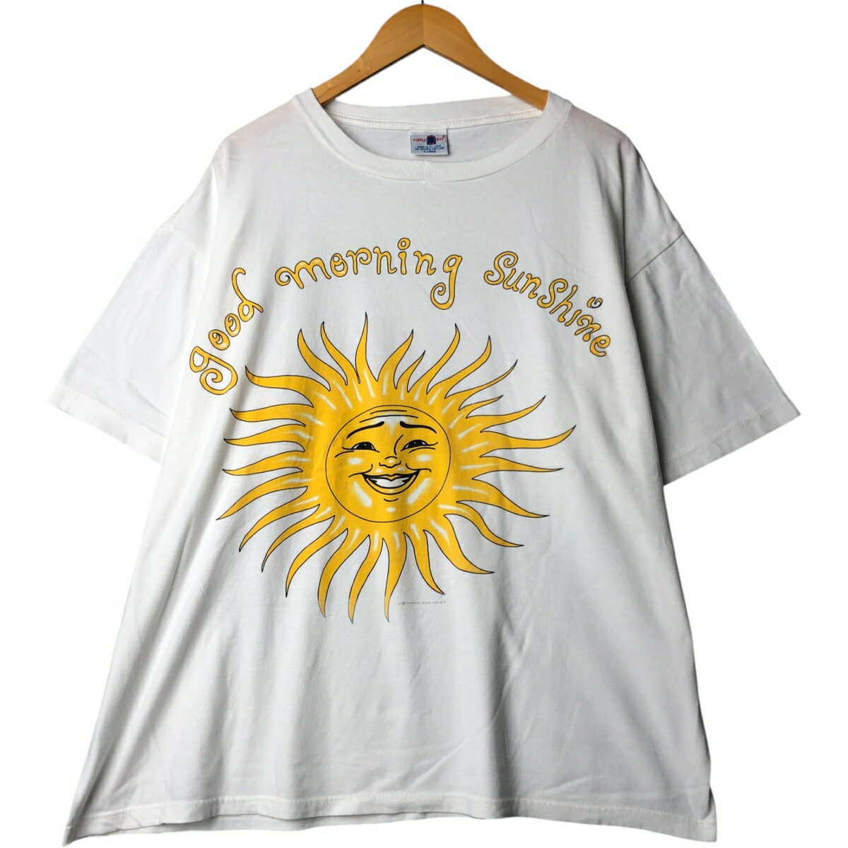 商品詳細 ブランド・TURTLE BAY・ 特徴・クルーネック(丸首)・ヴィンテージ・半袖・ モデル/形状・プリントTシャツ・ 素材・コットン:100%・ 色・ホワイト系 白色・ 柄・プリント・ 生産国・セントルシア製・ 年代・90年代・ ...