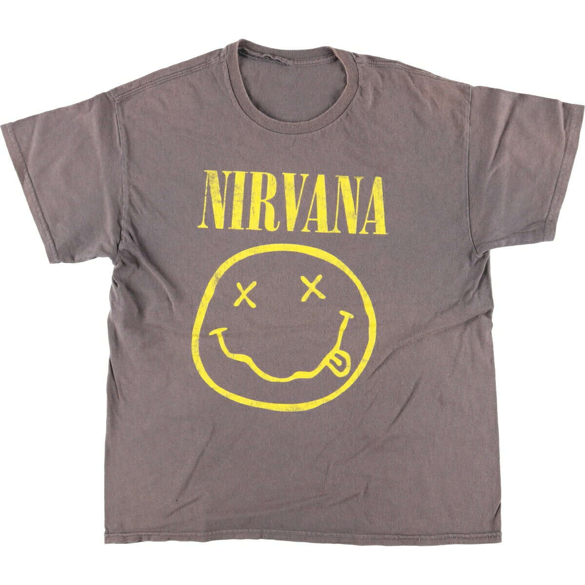 商品詳細 ブランド・UNKNOWN・ 特徴・クルーネック(丸首)・半袖・ロック・ モデル/形状・NIRVANA ニルヴァ—ナ・バンドTシャツ バンT・ 素材・コットン:100%・ 色・チャコール・ 柄・プリント・ 生産国・不明・ 年代 サイ...