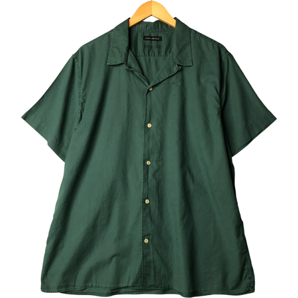 商品詳細 ブランド・BANANA REPUBLIC・バナナリパブリック・ 特徴・オープンカラー・半袖・ボックスシャツ・ モデル/形状・半袖 オープンカラー シャツ・ 素材・不明・ 色・グリーン系 濃緑・ 柄・無地・ 生産国・不明・ 年代 サ...