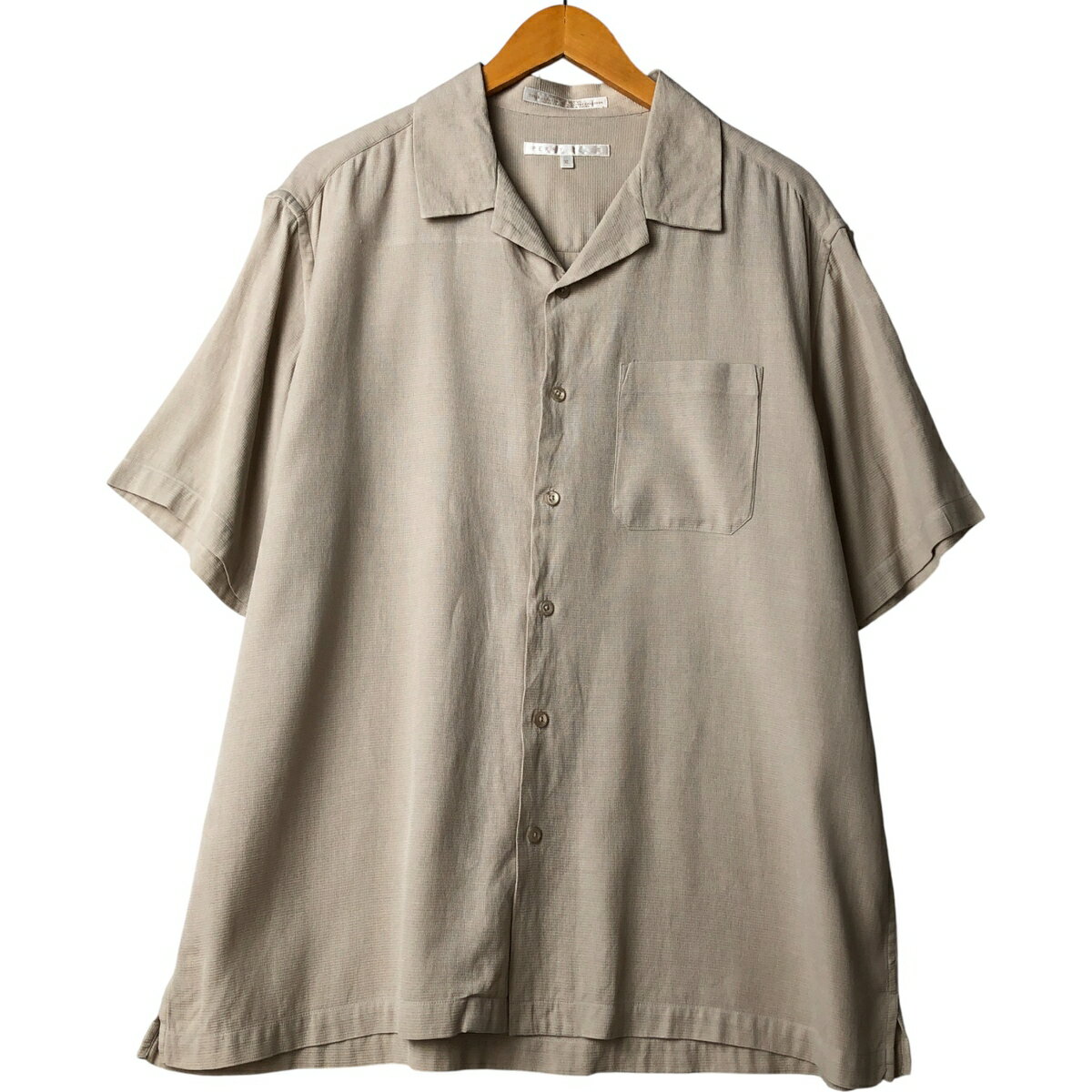 商品詳細 ブランド・PERRY ELLIS・ペリーエリス・ 特徴・オープンカラー・半袖・ボックスシャツ・ モデル/形状・半袖 オープンカラー シルクシャツ・ 素材・シルク:72%・コットン:28%・ 色・ベージュ系・ 柄・無地・ 生産国・中...