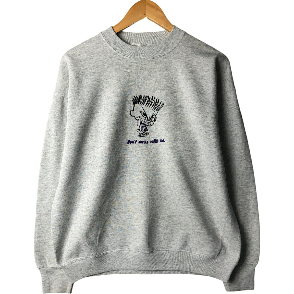 商品詳細 ブランド・FRUIT OF THE LOOM・フルーツオブザルーム・ 特徴・クルーネック(丸首)・アメカジ・ モデル/形状・スウェットシャツ トレーナー・ 素材・コットン:52%・ポリエステル:48%・ 色・グレー系 灰色・ 柄・...