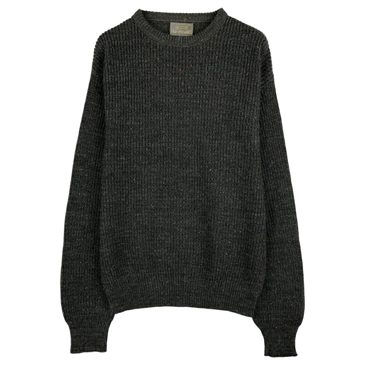 商品詳細 ブランド・Le TIGRE・ 特徴・クルーネック(丸首)・長袖・ヴィンテージ・ モデル/形状・ニットセーター・ 素材・不明・ 色・チャコール・ 柄・カラーネップ・ 生産国・USA製・ 年代・70年代・ サイズ・メンズM・表記サイズ...