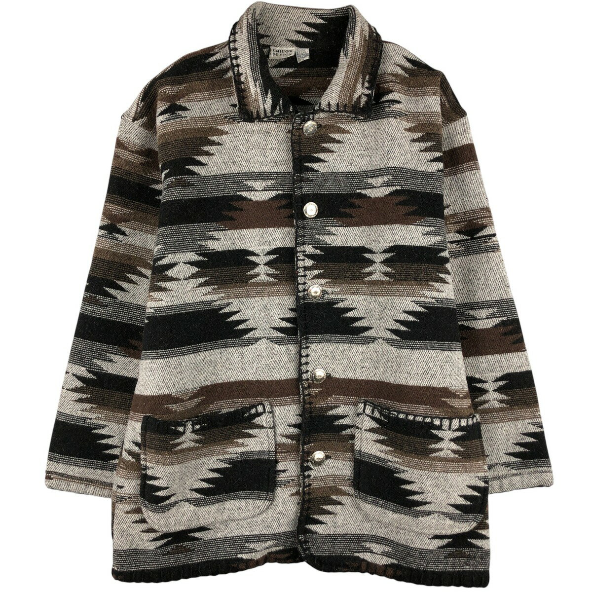 商品詳細 ブランド・CHICOS DESIGN・ 特徴・厚手・コンチョボタン・長袖・オルテガ柄・ モデル/形状・ジャケット・ 素材・ポリエステル:40%・ウール:35%・アクリル:15%・OTHER FIBERS:10%・ 色・ホワイト系 ...