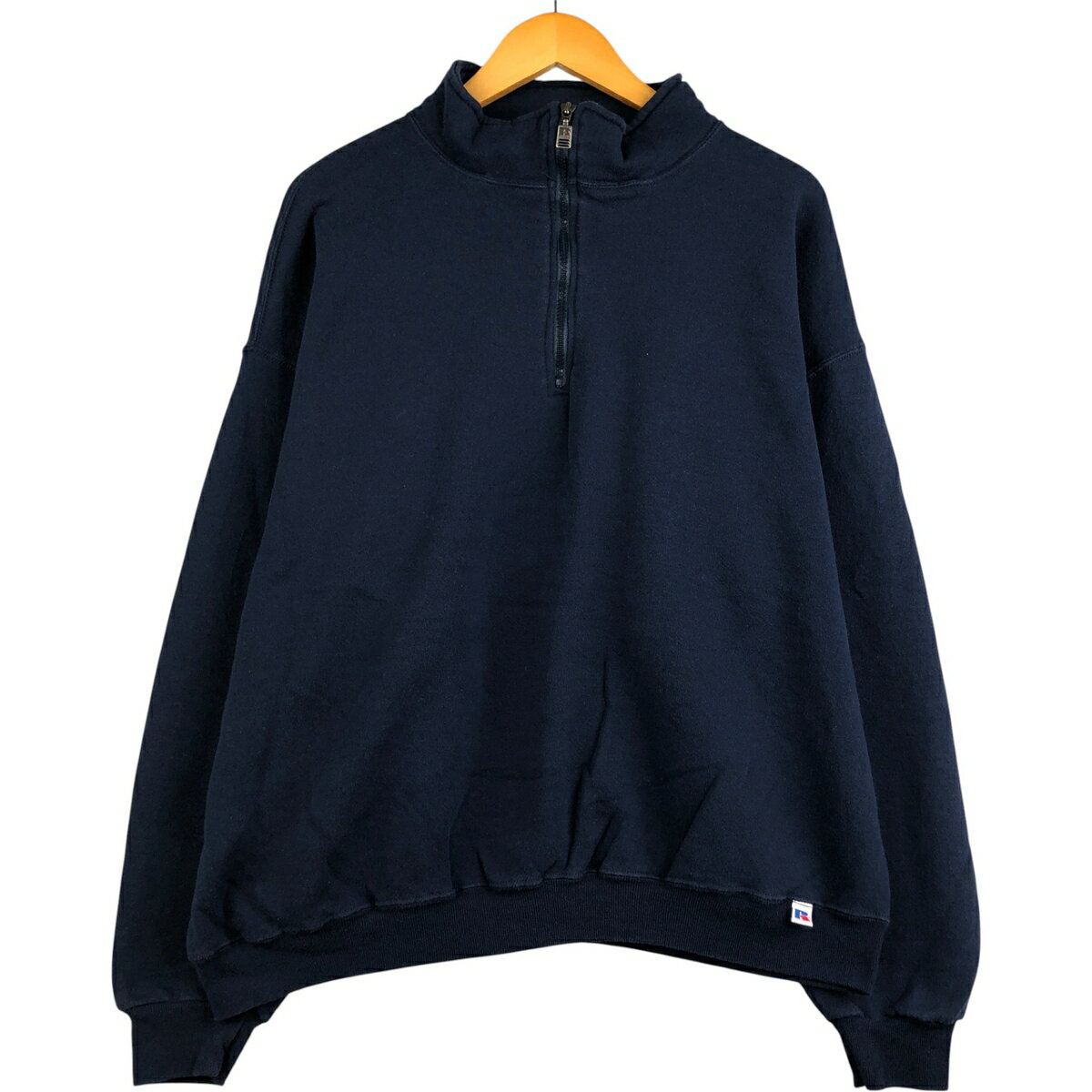 商品詳細 ブランド・Russell・ラッセル・ 特徴・ハーフジップ・長袖・ヴィンテージ・ モデル/形状・ハーフジップスウェットシャツ トレーナー・ 素材・コットン:50%・ポリエステル:50%・ 色・ネイビー系 紺色・ 柄・ロゴパッチ・ 生...