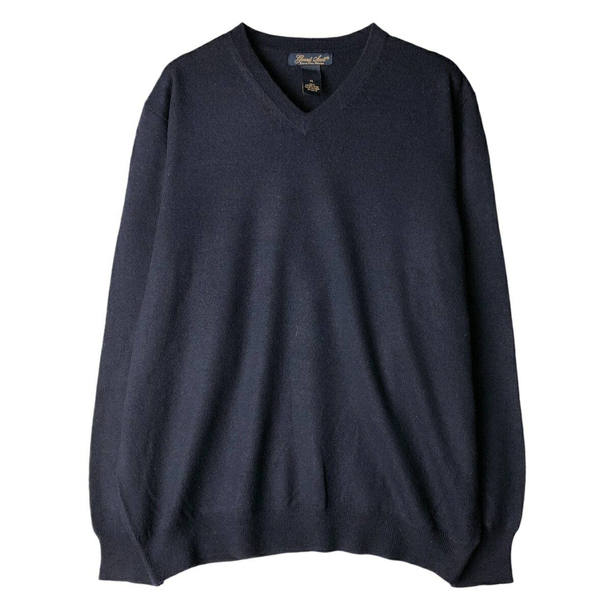 商品詳細 ブランド・GARRET SCOTT・ 特徴・長袖・Vネック・ヴィンテージ・ モデル/形状・Vネック メリノウールニットセーター・ 素材・メリノウール:100%・ 色・ネイビー系 紺色・ 柄・無地・ 生産国・中国製・ 年代 サイズ・...