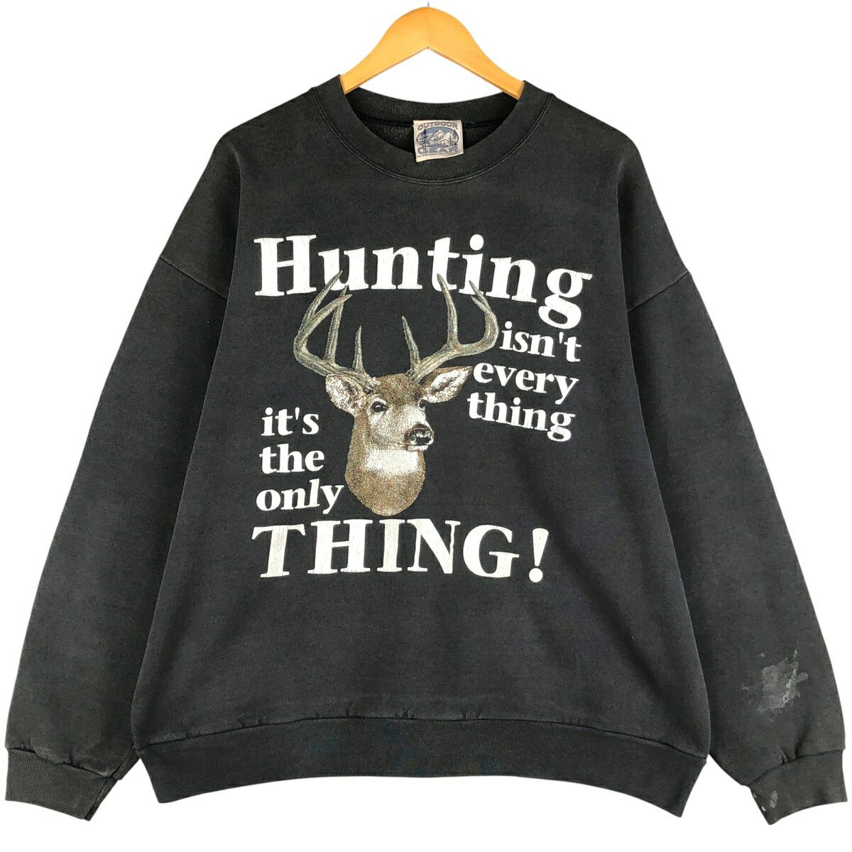 商品詳細 ブランド・OUTDOOR GEAR・ 特徴・クルーネック(丸首)・長袖・ヴィンテージ・メッセージ・鹿柄・ モデル/形状・アニマル スウェットシャツ トレーナー・ 素材・コットン:50%・ポリエステル:50%・ 色・ブラック系 黒色...