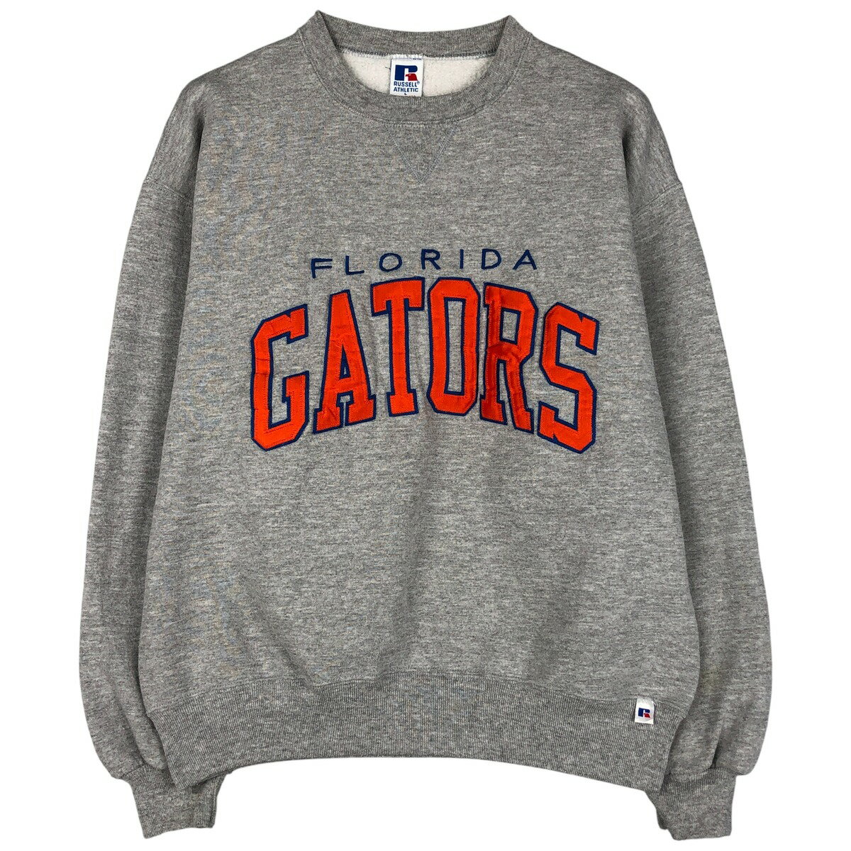 商品詳細 ブランド・Russell・ラッセル・ 特徴・クルーネック(丸首)・長袖・ヴィンテージ・前Vガゼット・ モデル/形状・ATHLETIC・カレッジスウェットシャツ トレーナー・ 素材・ポリエステル:53%・コットン:47%・ 色・グレ...