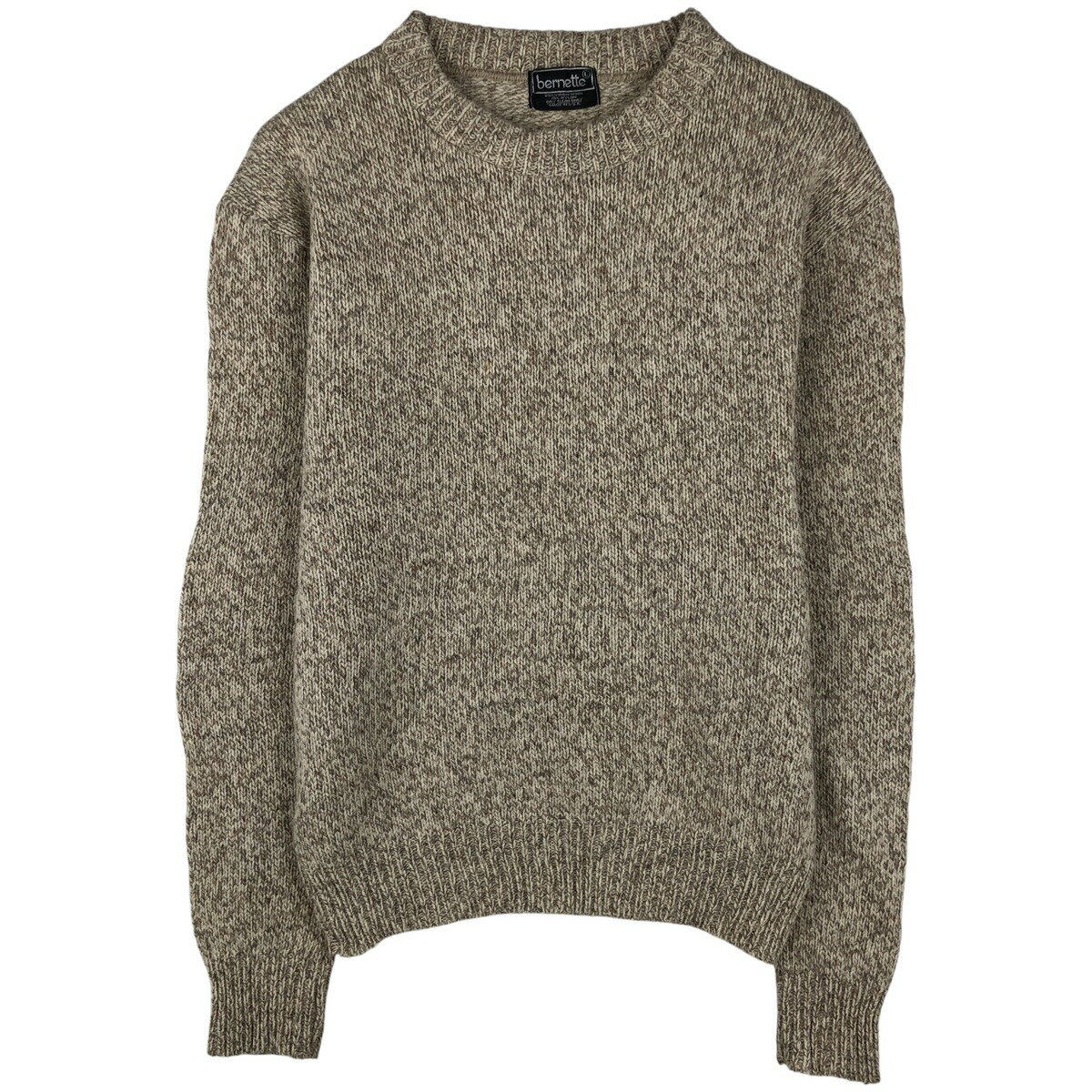 商品詳細 ブランド・Bernette・ 特徴・長袖・クルーネック(丸首)・ モデル/形状・ウールニットセーター・ 素材・ウール:85%・ナイロン:15%・ 色・ベージュ系・ 柄・無地・ 生産国・USA製・ 年代 サイズ・表記サイズ:L・着丈...