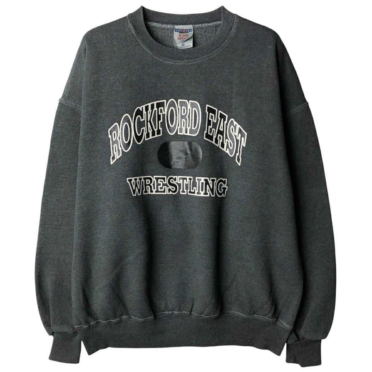 商品詳細 ブランド・Jerzees・ジャージーズ・ 特徴・クルーネック(丸首)・長袖・ヴィンテージ・ モデル/形状・SUPER SWEATS・カレッジスウェットシャツ トレーナー・ 素材・コットン:50%・ポリエステル:50%・ 色・ブラッ...