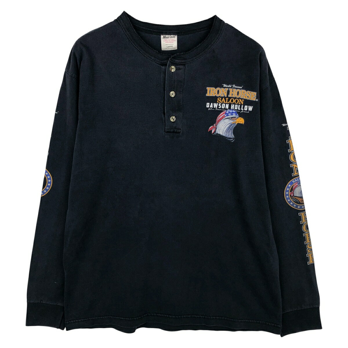 商品詳細 ブランド・Murina・ 特徴・ヘンリーネック・長袖・袖プリント・ モデル/形状・ロングTシャツ ロンT・ 素材・コットン:100%・ 色・ブラック系 黒色・ 柄・プリント・星条旗柄・鷲柄 イーグル柄・ 生産国・USA製・ 年代・...