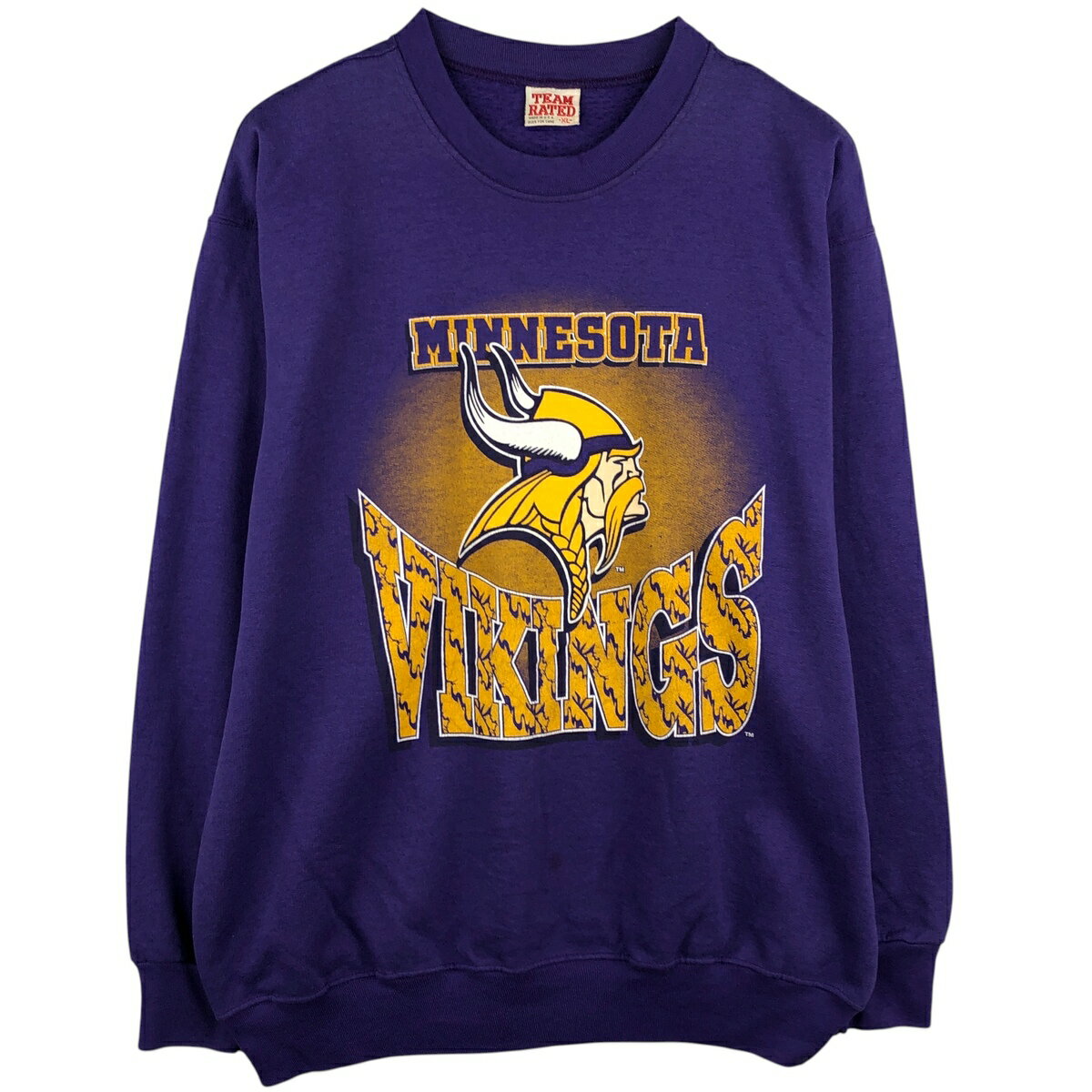 商品詳細 ブランド・UNKNOWN・ 特徴・クルーネック(丸首)・長袖・ モデル/形状・NFL MINNESOTA VIKINGS ミネソタバイキングス・プリントスウェットシャツ トレーナー・ 素材・不明・ 色・パープル系 紫色・ 柄・プリ...