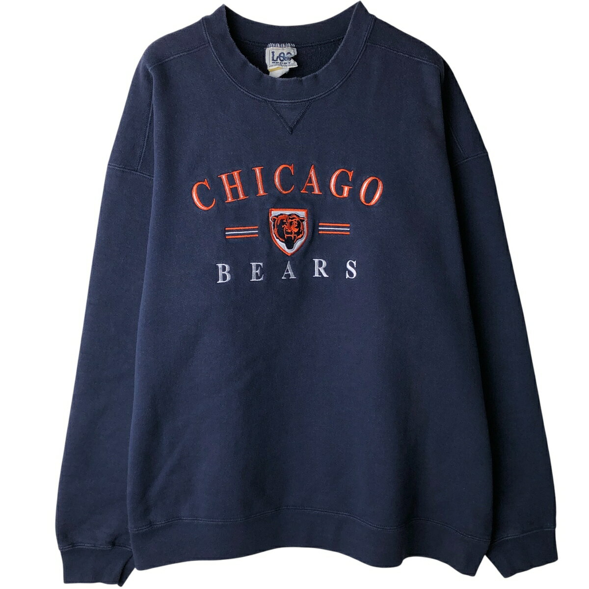 商品詳細 ブランド・Lee・リー・ 特徴・クルーネック(丸首)・長袖・NFL CHICAGO BEARS シカゴベアーズ・ モデル/形状・SPORT・スウェットシャツ トレーナー・ 素材・コットン:80%・ポリウレタン:20%・ 色・ネイビ...