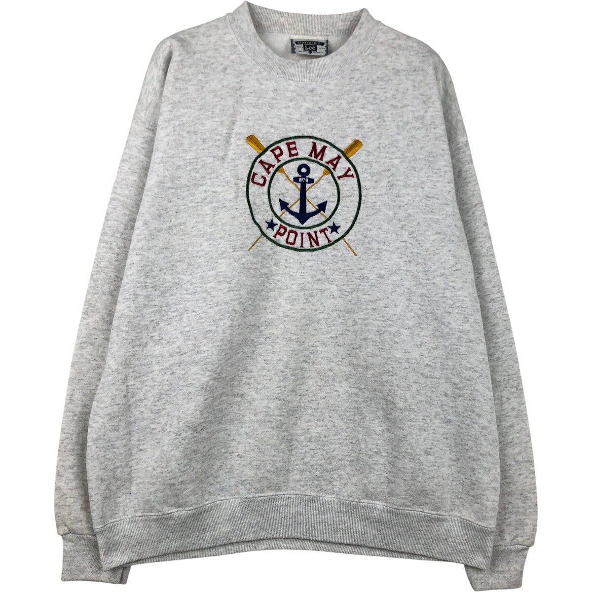 商品詳細 ブランド・Lee・リー・ 特徴・クルーネック(丸首)・長袖・ヴィンテージ・アメカジ・ モデル/形状・スウェットシャツ トレーナー・ 素材・コットン:50%・ポリエステル:50%・ 色・グレー系 灰色・ 柄・刺繍・ 生産国・USA製...