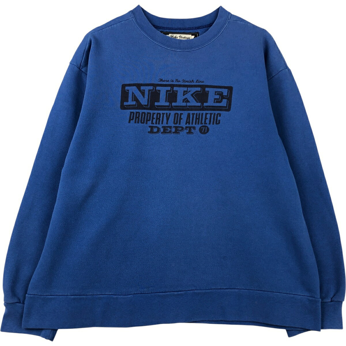 商品詳細 ブランド・NIKE・ナイキ・ 特徴・クルーネック(丸首)・長袖・ モデル/形状・ロゴスウェットシャツ トレーナー・ 素材・コットン:80%・ポリエステル:20%・ 色・ブルー系 青色・ 柄・プリント・ 生産国・USA製・ 年代 サ...