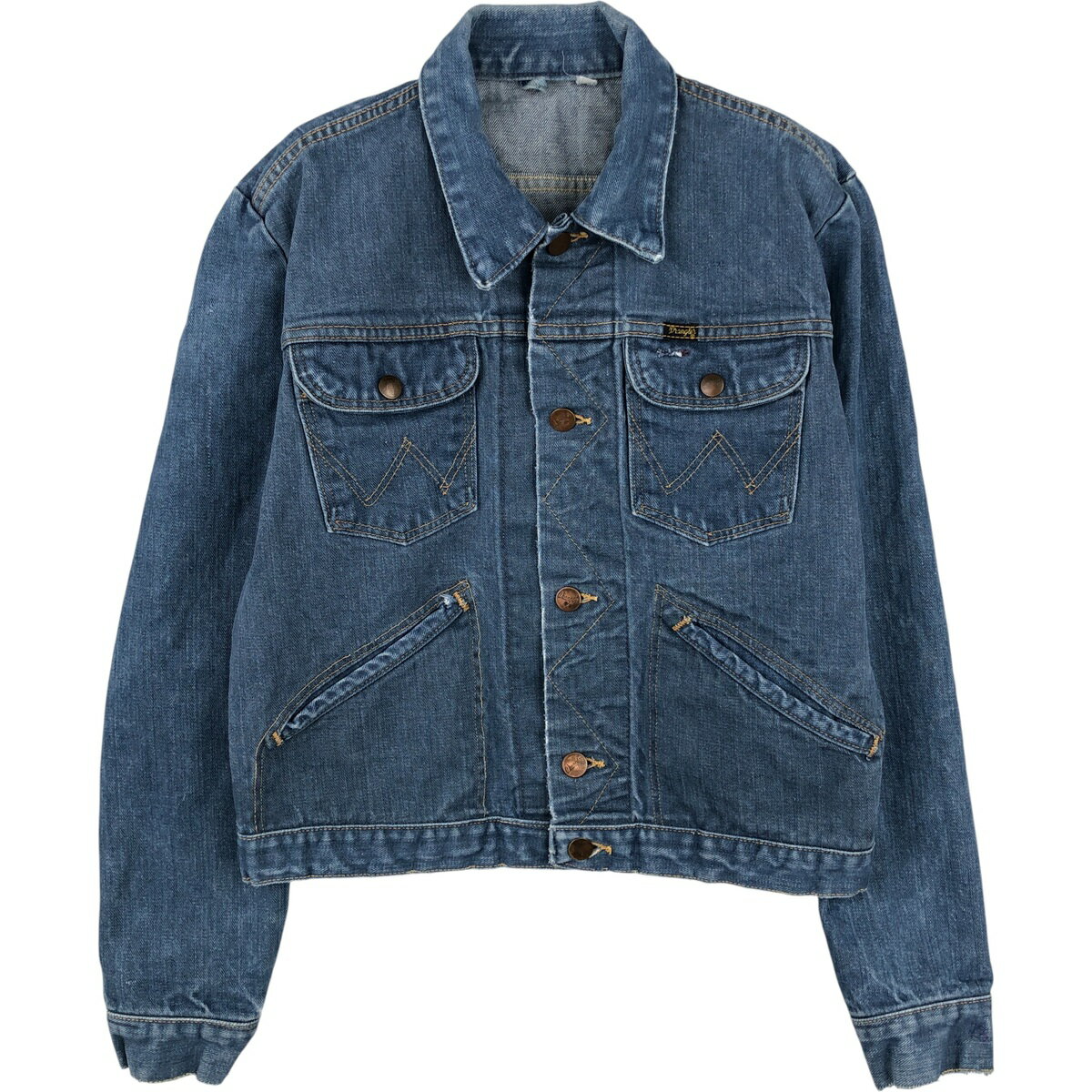 商品詳細 ブランド・Wrangler・ラングラー・ 特徴・薄手・長袖・ヴィンテージ・短丈 ショート丈・ モデル/形状・デニムジャケット Gジャン・ 素材・不明・ 色・ブルー系 青色・ 柄・無地・ 生産国・不明・ 年代 サイズ・メンズS・表記...