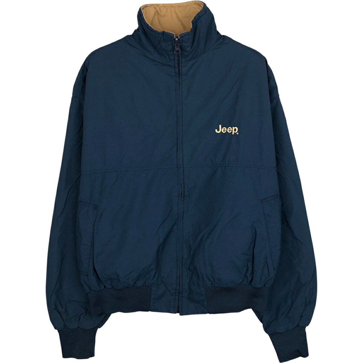 商品詳細 ブランド・DESIGNS UNLIMITED・ 特徴・薄手・フルジップ・長袖・リバーシブル・ モデル/形状・JEEP ジープ・ブルゾン・ 素材・ナイロン:100%・ 色・ネイビー系 紺色・ベージュ系・ 柄・刺繍・ 生産国・USA製...