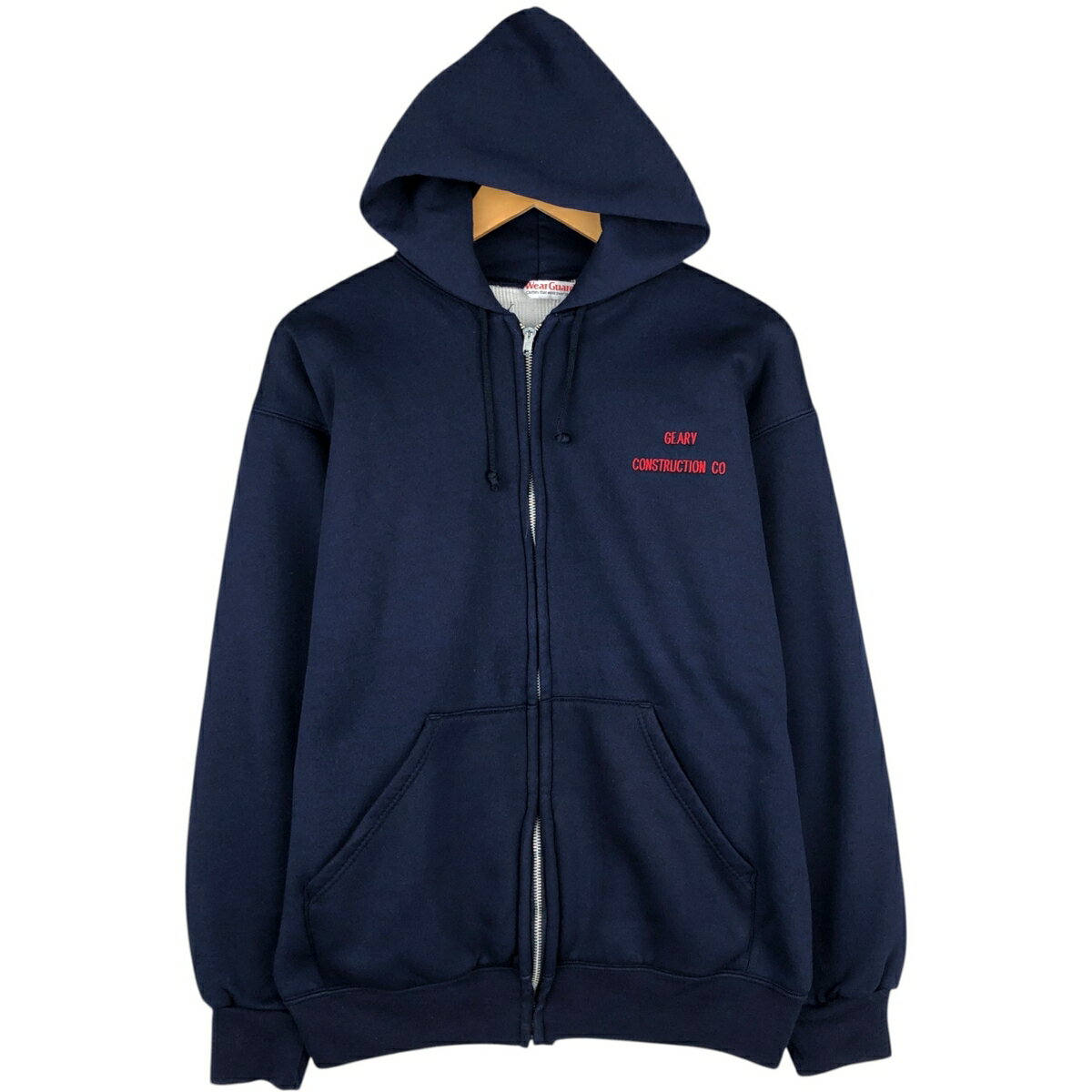 商品詳細 ブランド・WearGuard・ 特徴・フルジップ・長袖・ モデル/形状・スウェットフルジップパーカー・ 素材・不明・ 色・ネイビー系 紺色・ 柄・刺繍・ 生産国・不明・ 年代 サイズ・メンズL・表記サイズ:不明・着丈:62cm・身...
