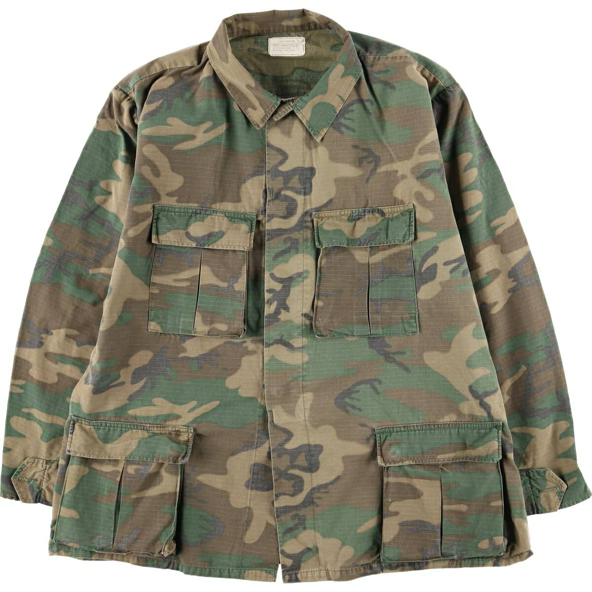 商品詳細 ブランド・UNKNOWN・ 特徴・薄手・長袖・リップストップ・ハーフ丈・フルボタン・ モデル/形状・COAT HOT WEATHER CAMOUFLAGE PATTERN・B.D.U ミリタリージャケット・ 素材・コットン:100...