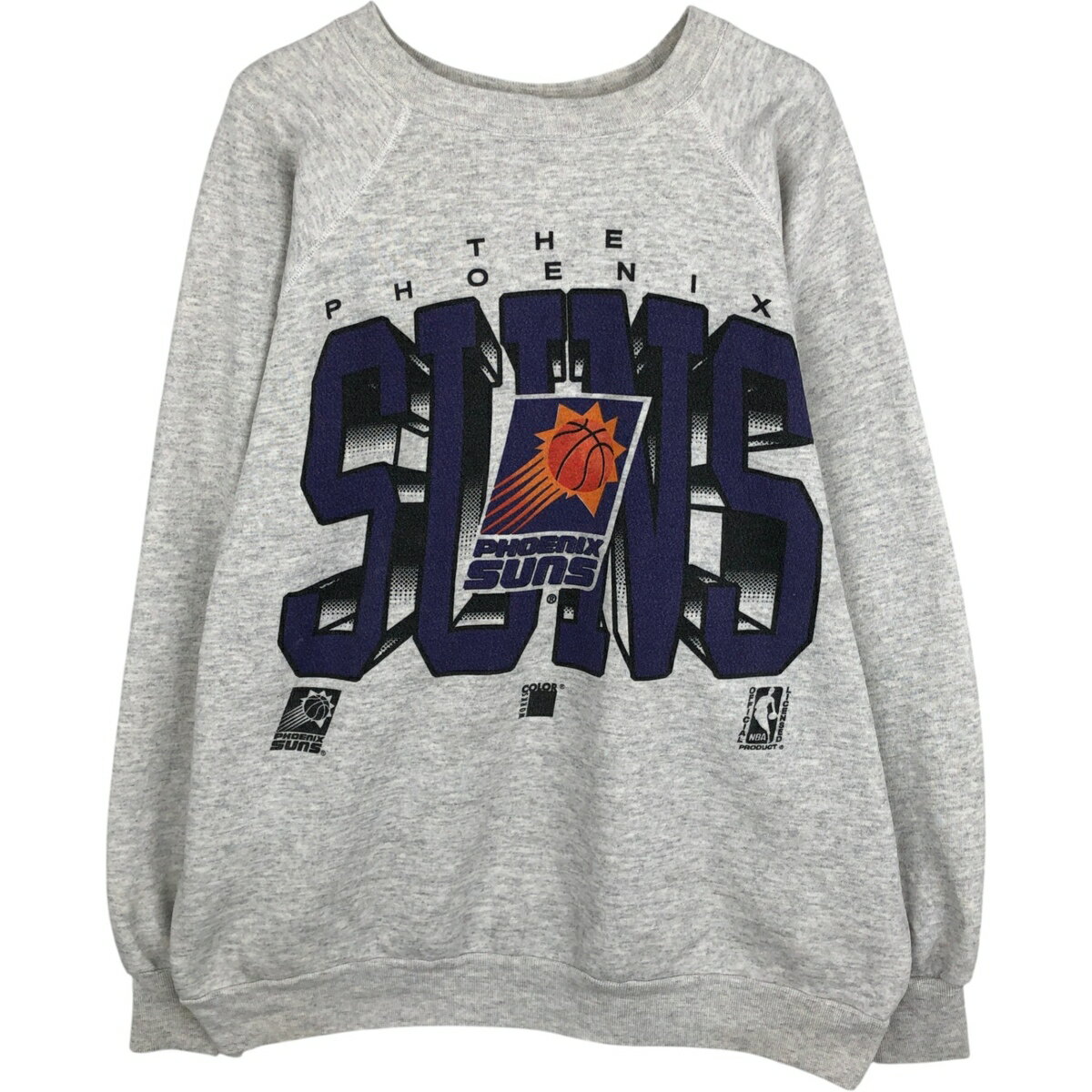 商品詳細 ブランド・COLOR WORKS DIMENSIONALS・ 特徴・クルーネック(丸首)・長袖・ヴィンテージ・ラグランスリーブ・ビッグサイズ・ モデル/形状・NBA PHOENIX SUNS フェニックス サンズ・プリントスウェッ...